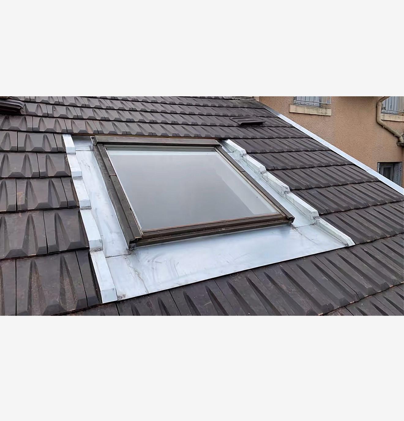 Création d’un encadrement de Velux - dmcouverture